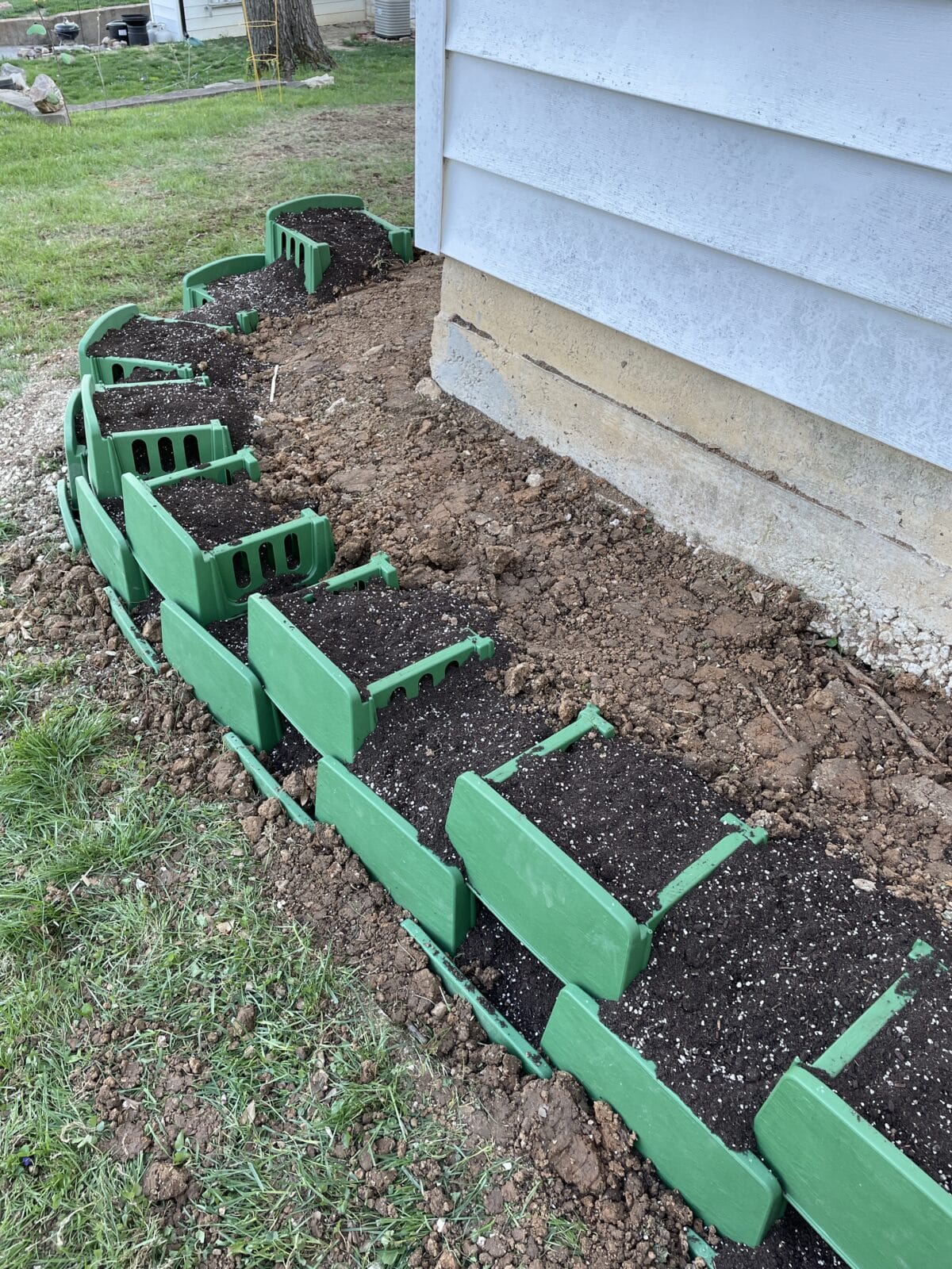 Varden™ Living Retaining Wall Blocks (10 ct) - Varden Vertical Gardens